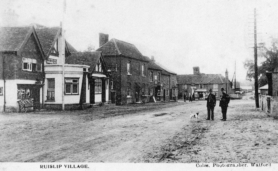 Ruislip Village Black And White Postcard 100