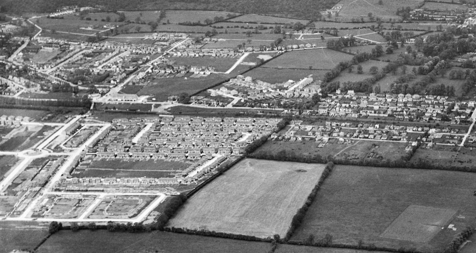 1934 Ruislip Being Built 2